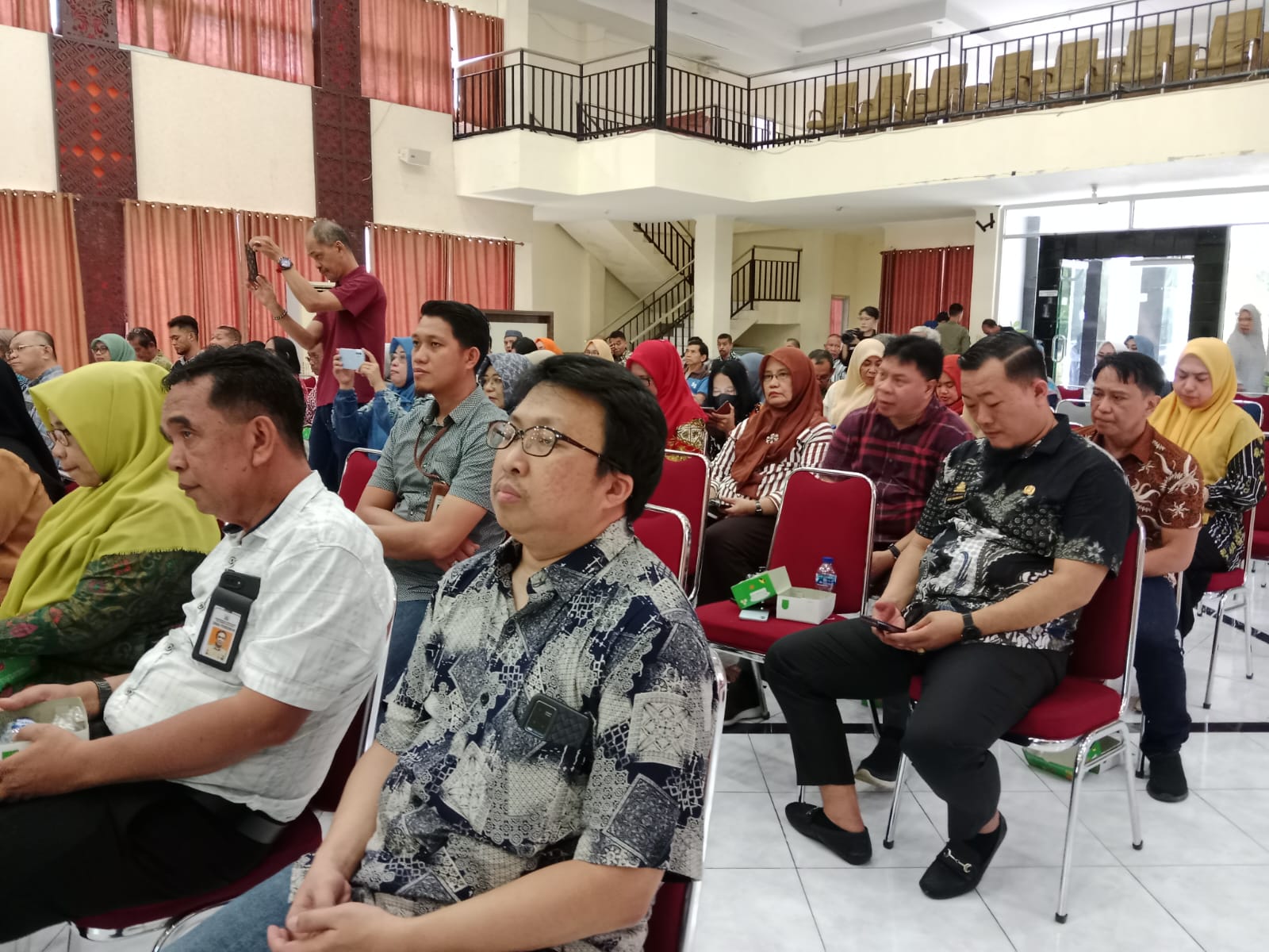 Gelar Rapat Internal, Kadis Pendidikan Prov.Sulsel, H. Andi Iqbal ...