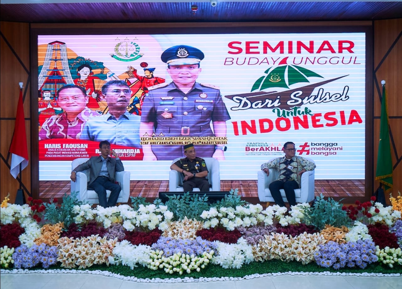 Staf Ahli Kejagung Tampil Sebagai Moderator di Seminar “Budaya Unggul ...